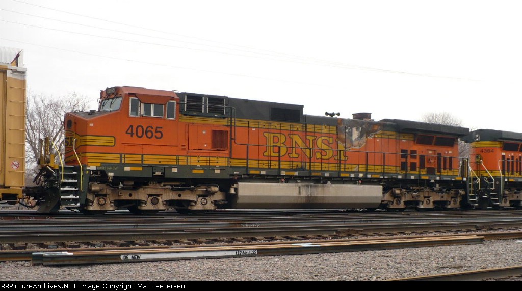 BNSF 4065